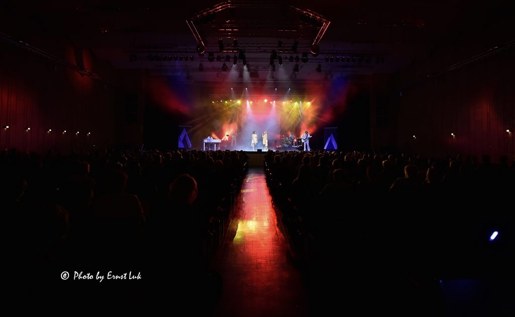 Tolle neue Fotos von Waterloo - The ABBA Show, by ABBA Review - 4 SWEDES